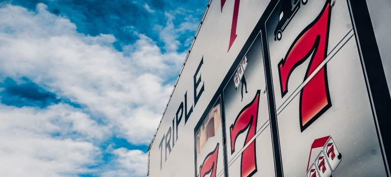 Triple 7 Movers | Full Service Moving Company in Las Vegas, NV